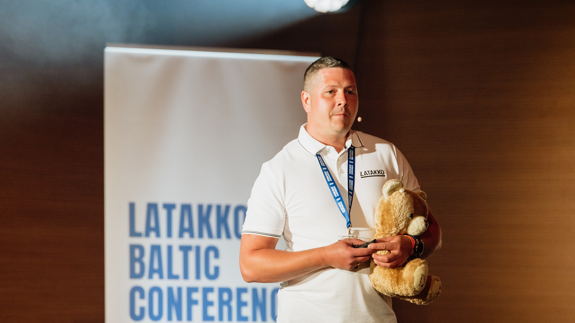 About – Latakko